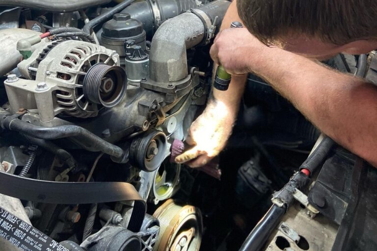 Warning Signs of Alternator Failure | Griffis Automotive Clinic Groveland